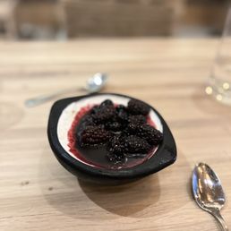 MACANDA - 345 Photos & 124 Reviews - 294 Grove Ln E, Wayzata, Minnesota ...