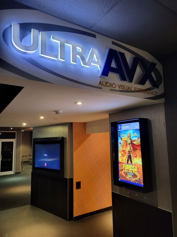 CINEPLEX CINEMA LANSDOWNE VIP - Updated June 2025 - 33 Photos & 32 ...