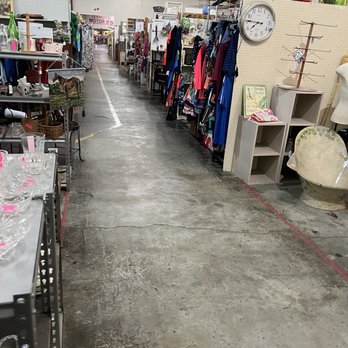 LEXINGTON PEDDLERS MALL - Updated December 2025 - 116 Photos & 52 ...