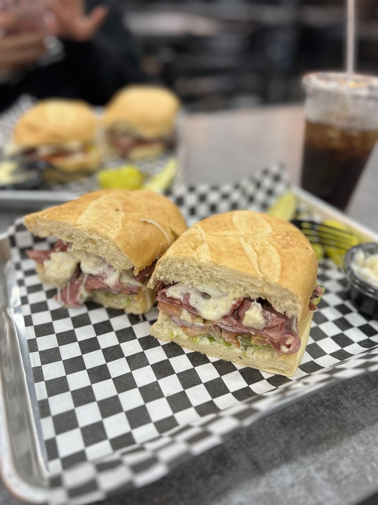 KNOCKOUT DELI & KITCHEN - Updated May 2025 - 122 Photos & 140 Reviews ...