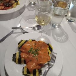 LEONE’S ITALIAN RISTORANTE - Updated October 2025 - 29 Photos & 42 ...