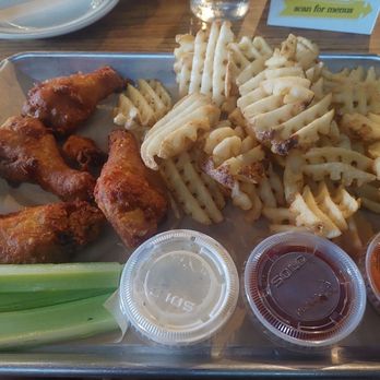 GOODFRIEND BEER GARDEN & BURGER HOUSE - Updated October 2025 - 630 ...