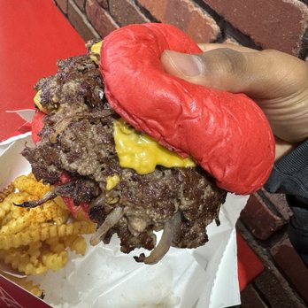 WULF BURGER - Updated May 2024 - 301 Photos & 369 Reviews - 9250 Dallas ...