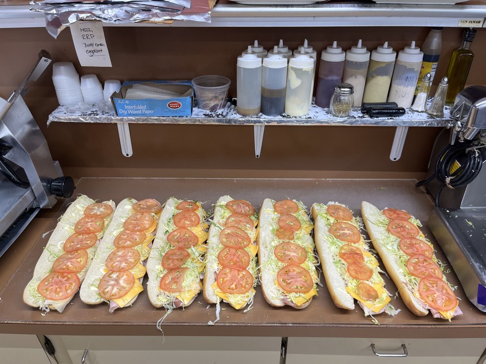 NONNO’S PIZZERIA DELI & CATERING - Updated July 2025 - 25 Photos & 31 ...