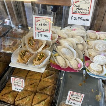 MIDDLE EASTERN BAKERY AND DELI - Updated December 2025 - 462 Photos ...