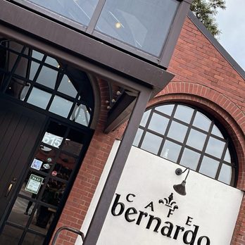 CAFE BERNARDO AT PAVILIONS - Updated March 2025 - 905 Photos & 532 ...