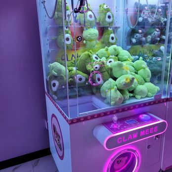 CLAW MEEE - Updated June 2024 - 341 Photos & 68 Reviews - 532 Barber Ln ...