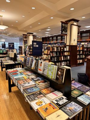 THE YALE BOOKSTORE - Updated June 2026 - 99 Photos & 50 Reviews - 77 ...