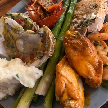 SEAFOOD WORLD - Updated October 2025 - 196 Photos & 475 Reviews - 411 N ...