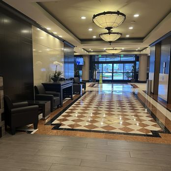DOUBLETREE BY HILTON HOTEL PLEASANTON AT THE CLUB - Updated May 2026 ...