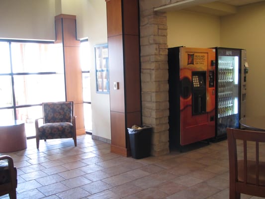 PEORIA PUBLIC LIBRARY - Updated July 2025 - 11 Photos - 3001 W Grand ...