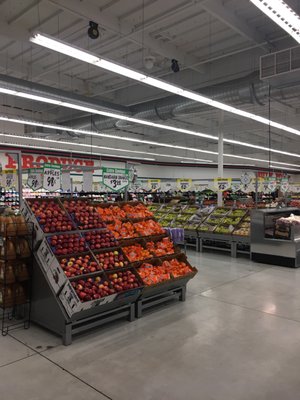 WinCo Foods - Trusted Since 2008 - Updated July 2025 - 14 Photos - 71 ...