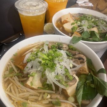 VIETSPOT - Updated February 2025 - 335 Photos & 371 Reviews - 99 Nassau ...