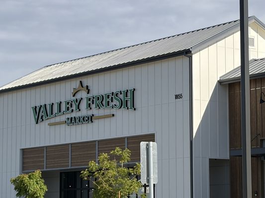 VALLEY FRESH MARKET - Updated May 2026 - 35 Photos & 39 Reviews - 1855 ...