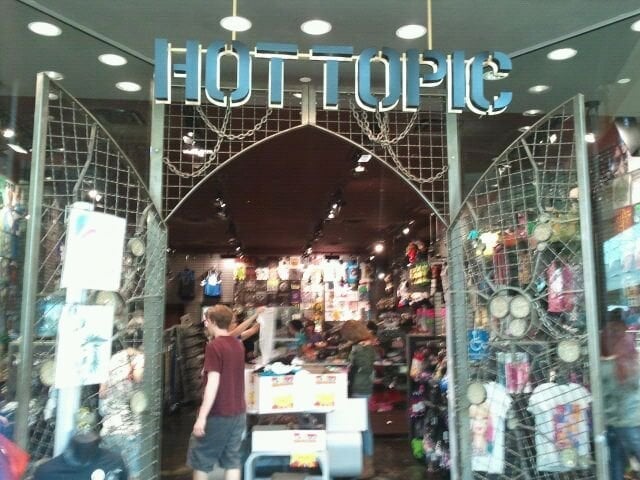 HOT TOPIC - Updated September 2025 - 11 Reviews - 1800 Galleria Blvd ...