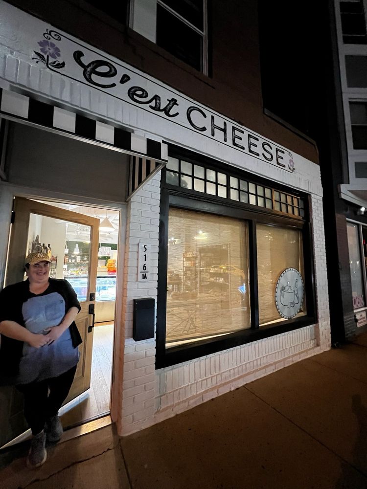 C’EST CHEESE - Updated December 2025 - 11 Photos - 516 Summerfield Ave, Asbury Park, New Jersey ...