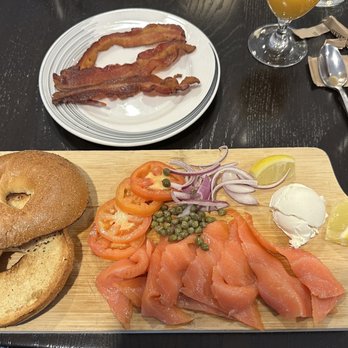 EQUES - Updated July 2024 - 413 Photos & 337 Reviews - 900 Bellevue Way ...