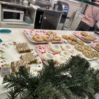 CASSANDRA CAKES CO - Updated December 2025 - 46 Photos & 11 Reviews ...