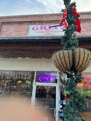 GRITZ FAMILY RESTAURANT - Updated April 2026 - 205 Photos & 312 Reviews ...