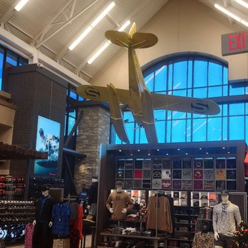 SCHEELS - 493 Photos & 72 Reviews - 3199 W Chandler Blvd, Chandler ...