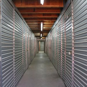 EXTRA SPACE STORAGE - 10 Photos & 20 Reviews - 13522 Main St, Hesperia ...