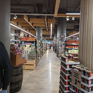 CARLOAD ON THE BEACH - Updated May 2025 - 23 Reviews - 2038 Queen St E ...