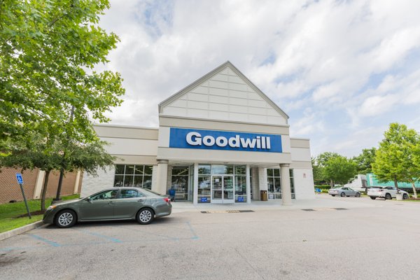 GOODWILL OF CENTRAL AND COASTAL VIRGINIA - Updated November 2025 - 53 ...