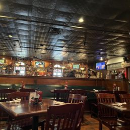 THE AULD SHEBEEN - Updated June 2025 - 371 Photos & 512 Reviews - 3971 ...