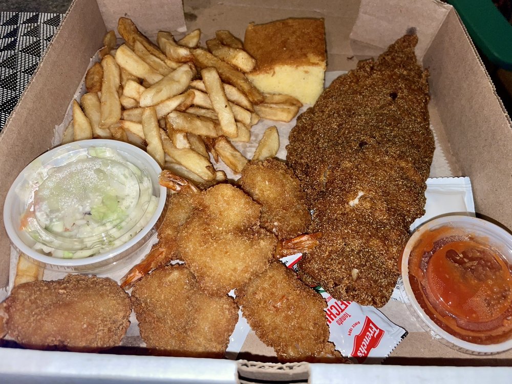 DIRTY BIRD CHICKEN N’ WAFFLES - 99 Photos & 65 Reviews - 6004 Buffalo ...