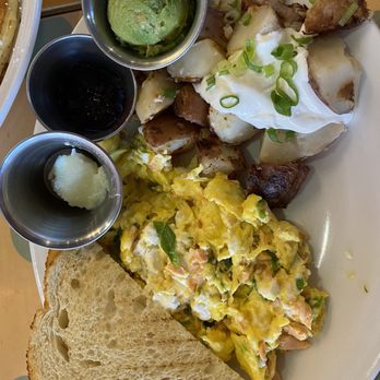 JELLY - Updated December 2024 - 1637 Photos & 2070 Reviews - 600 E 13th ...