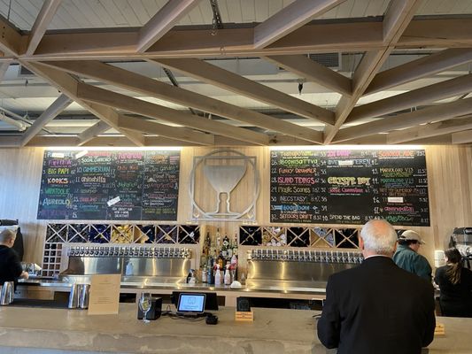 COMMONWEALTH BREWING COMPANY - Updated October 2024 - 71 Photos & 60 Reviews - 10426 Main St ...