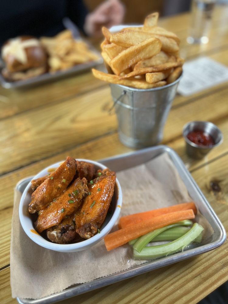 TEDDY’S BAR & GRILL - Updated July 2025 - 269 Photos & 430 Reviews - 96 ...