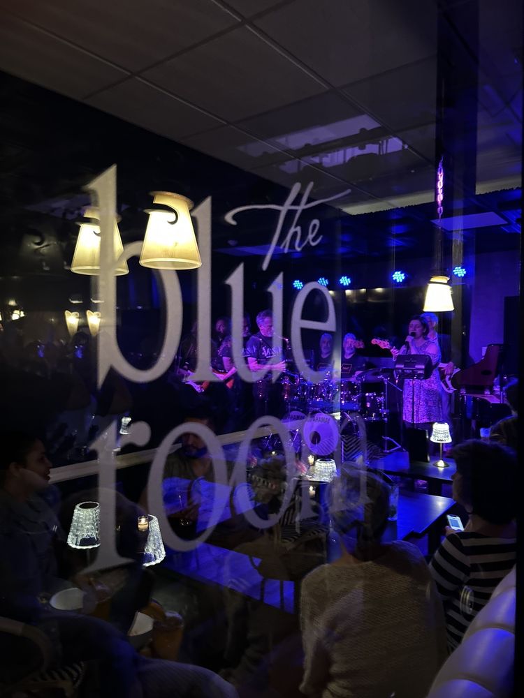 THE BLUE ROOM - 12 Reviews - 2197 Broad, Cranston, Rhode Island - Music ...