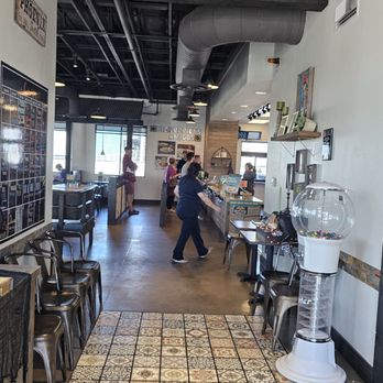 SOMEBURROS - Updated January 2026 - 183 Photos & 232 Reviews - 5115 N ...