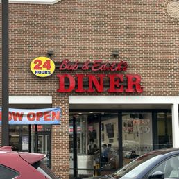 BOB & EDITH’S DINER - MANASSAS CORNER - Updated July 2025 - 68 Photos ...