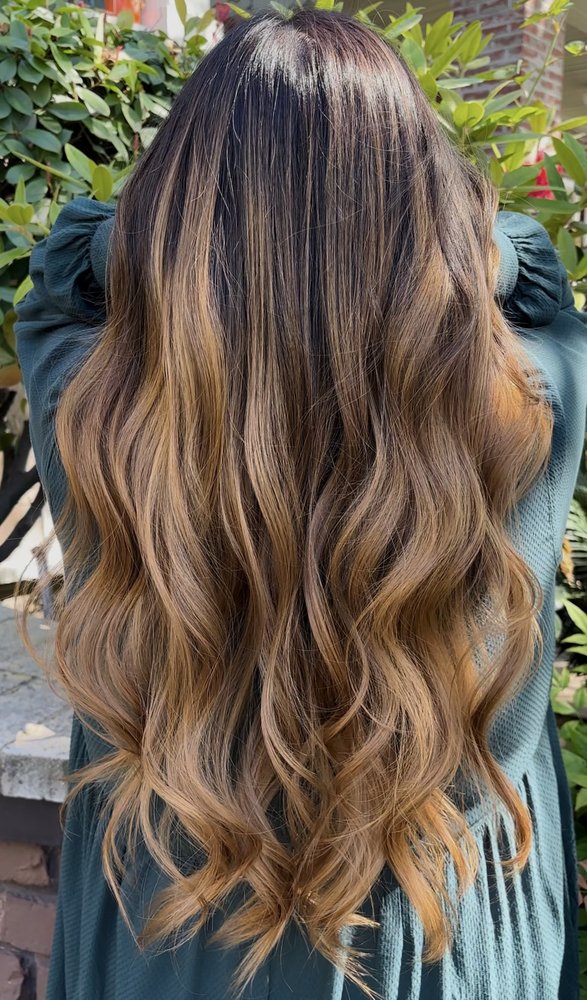 MECCA SALON - Updated February 2025 - 1096 Photos & 717 Reviews - 913 ...