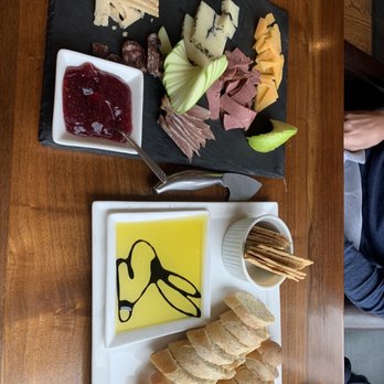 THE WELSH RABBIT - Updated July 2025 - 97 Photos & 120 Reviews - 200 B ...