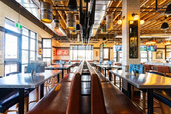 BEERTOWN - Updated May 2026 - 27 Photos & 15 Reviews - 1020 Islington ...