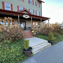 ROCKY HILL INN - Updated December 2025 - 486 Photos & 497 Reviews - 137 ...