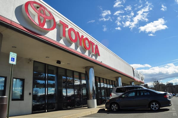 KOONS TYSONS TOYOTA - Updated October 2025 - 142 Photos & 748 Reviews ...