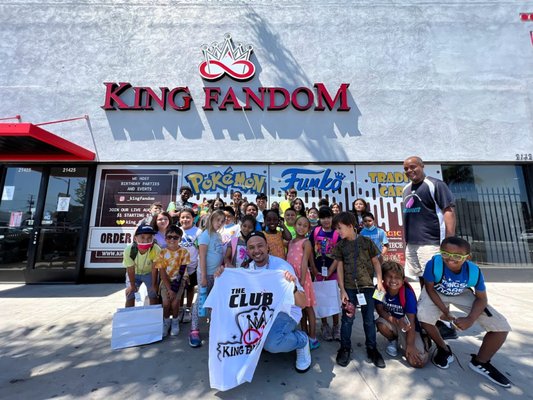 KING FANDOM - Updated December 2025 - 47 Photos & 66 Reviews - 21425 ...