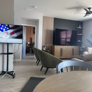 LOWE’S HOME IMPROVEMENT - Updated December 2025 - 20 Photos & 61 ...