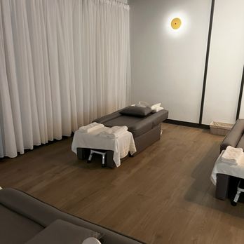 CLOUD 9 FOOT SPA - Updated January 2026 - 77 Photos & 42 Reviews ...