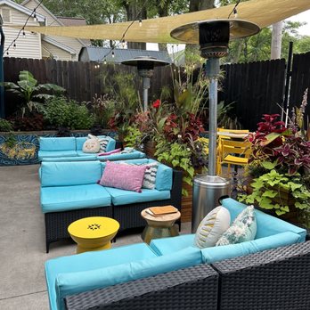 BUFFALO TRADERS LOUNGE - Updated November 2025 - 204 Photos & 81 Reviews - 950 Fulton St NE ...