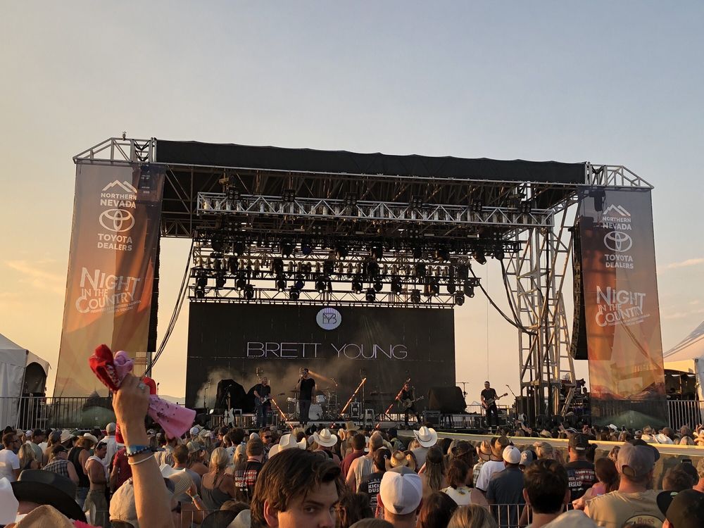 NIGHT IN THE COUNTRY - Updated October 2025 - 38 Photos & 11 Reviews ...