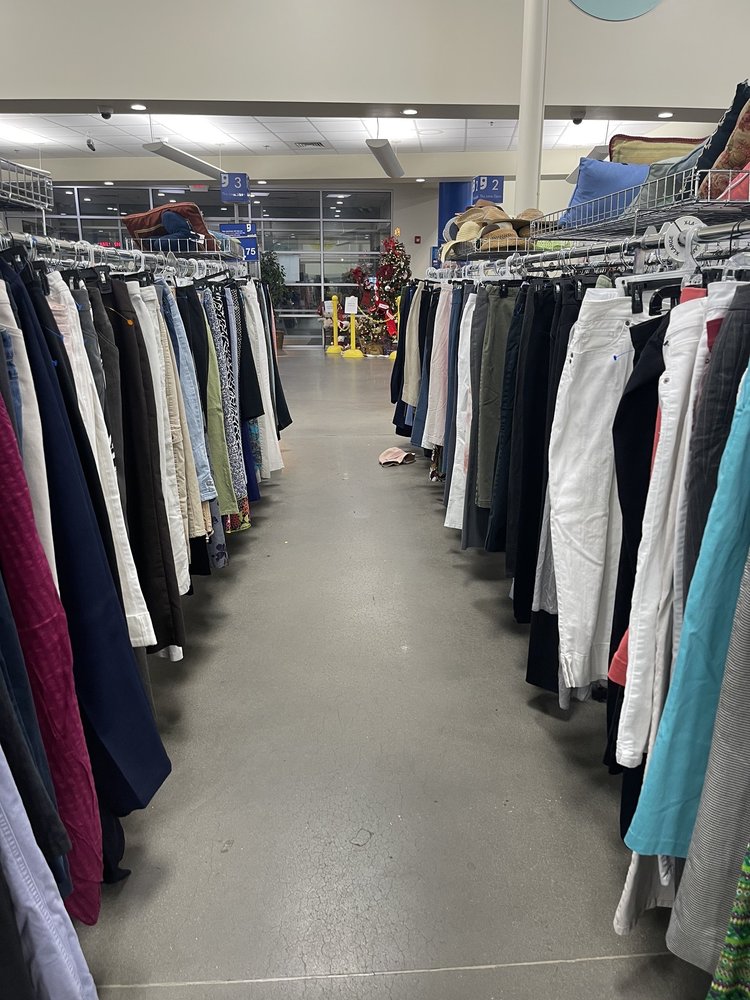 GOODWILL INDUSTRIES-STORE 17 - Updated November 2025 - 13 Reviews ...
