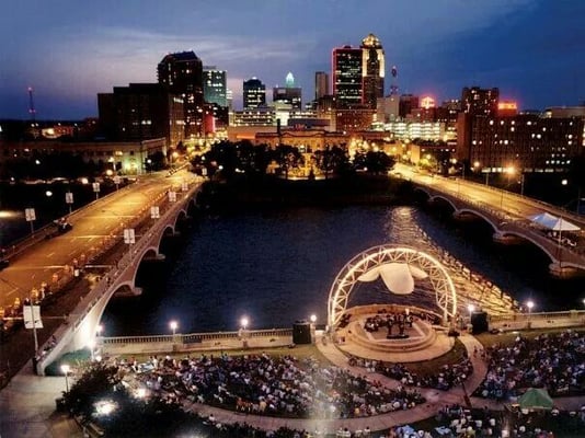 SIMON ESTES RIVERFRONT AMPHITHEATER - Updated July 2025 - 15 Photos ...