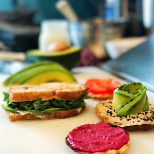 MOMS - 85 Photos & 46 Reviews - Japanese - 190 Keawe St, Hilo, HI ...