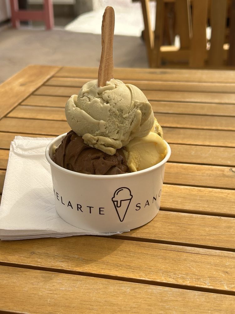 HELARTESANO - Updated August 2024 - Paseo de los artesanos a una cuadra ...