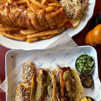 SULLIVAN’S FISH CAMP - 117 Photos & 95 Reviews - 2019 Middle St ...